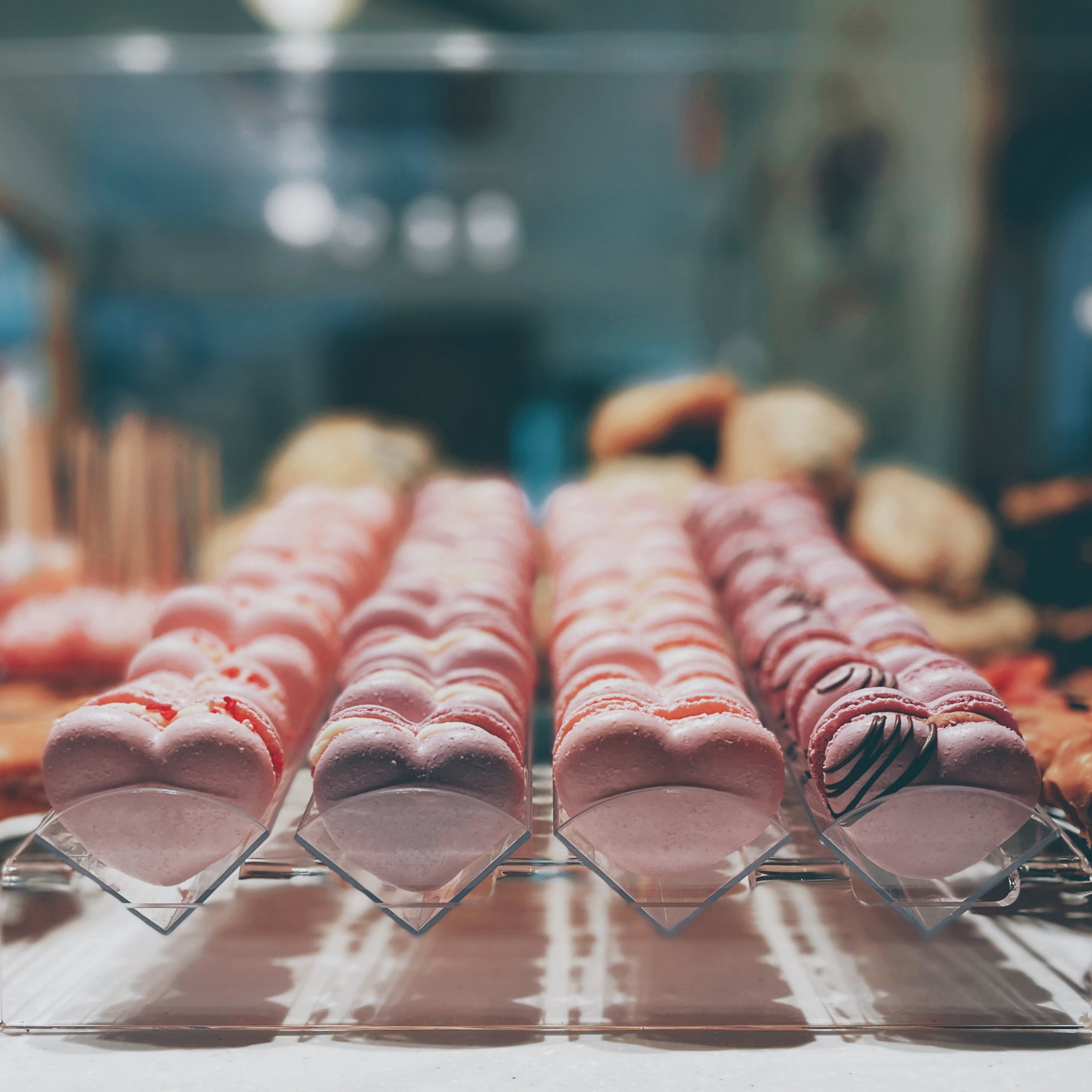 Heart Shaped Macarons | Emmy's Kitchen